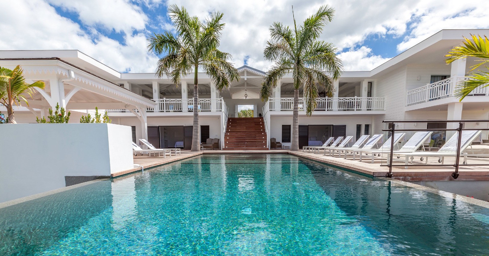 Villa Spotlight | Villa Always - Isle Blue