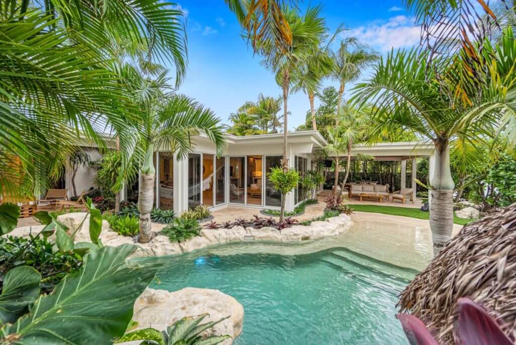 Luxury Homes in Florida | Sunshine & Sophistication Year-Round